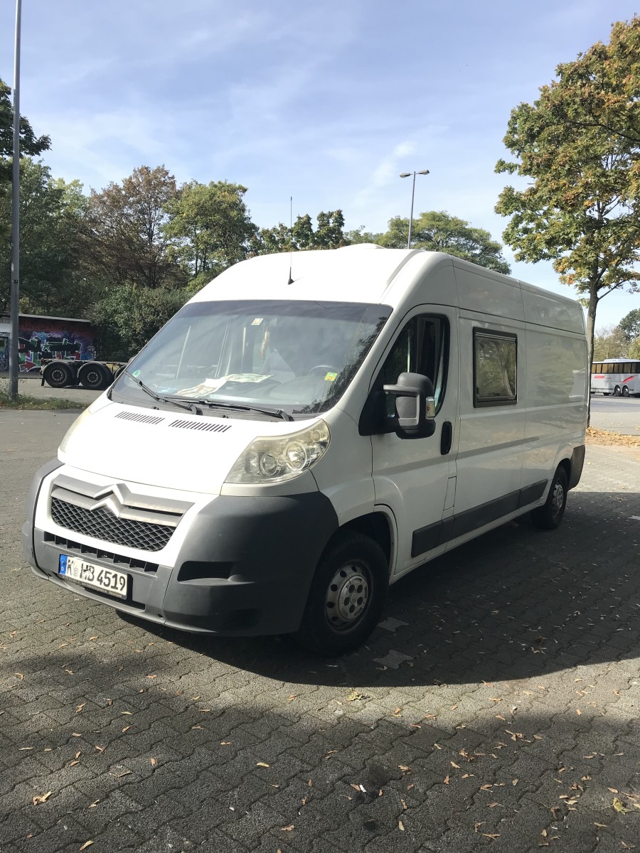 Rent Campervan in Köln with 2 sleeping spots – MyCamper