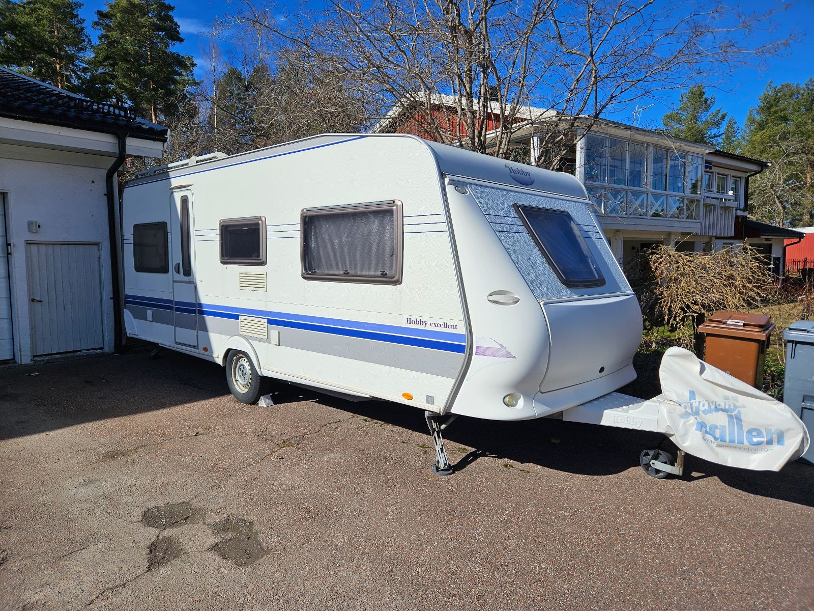 Wohnwagen in Borlänge mit 6 Schlafplätzen ab CHF 73 / Nacht mieten ...