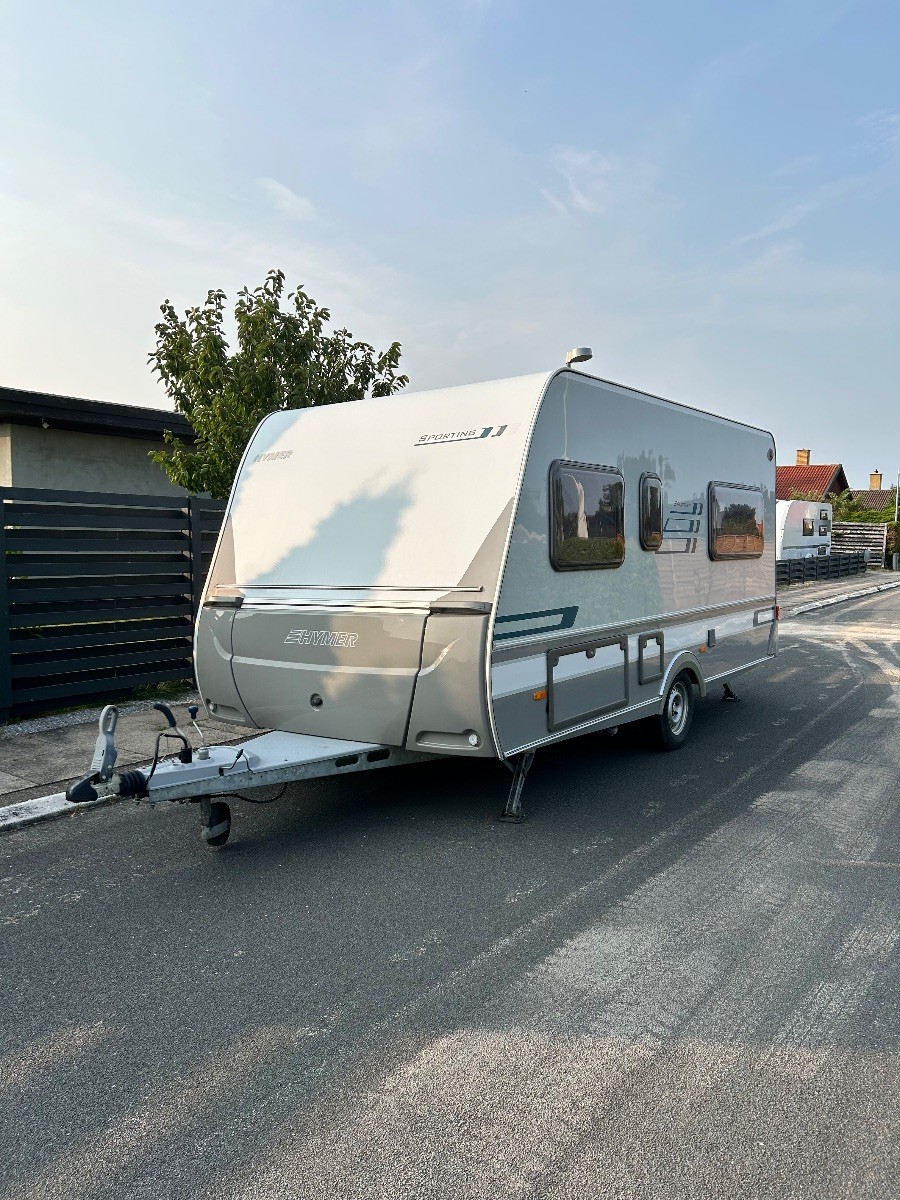 Wohnwagen in Karlslunde mit 3 Schlafplätzen ab CHF 72 / Nacht mieten ...