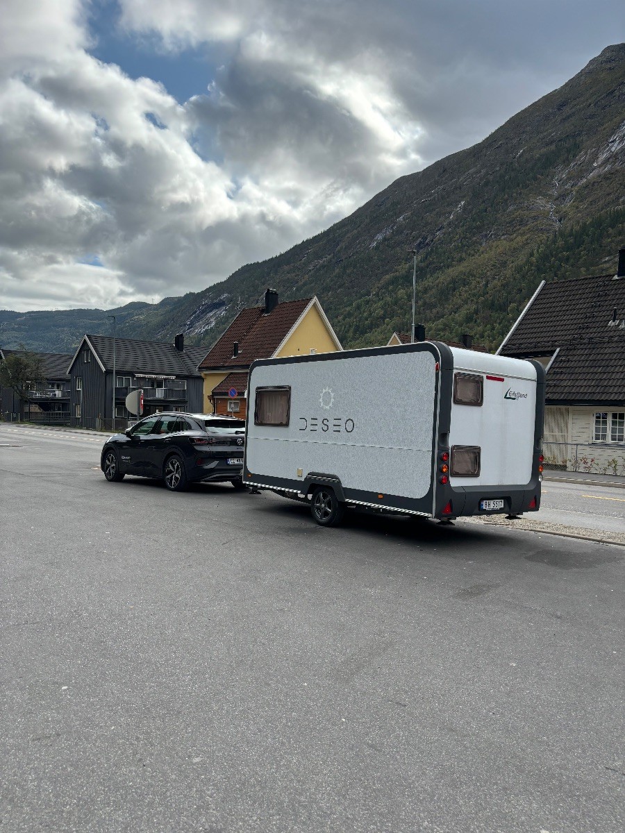 Rent caravan in Fjellhamar with 4 sleeping spots – MyCamper