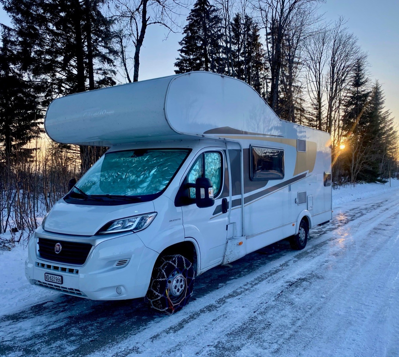 Vuokraa matkailuauto, sijainti Wettswil, 6 vuodepaikkaa, alkaen 293 EUR ...