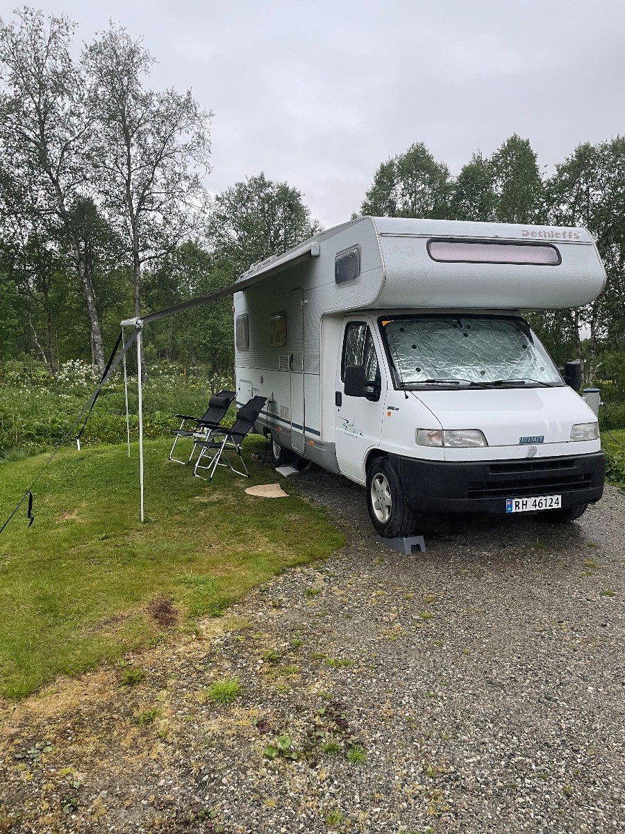 Rent motorhome in Bodø with 4 sleeping spots – MyCamper